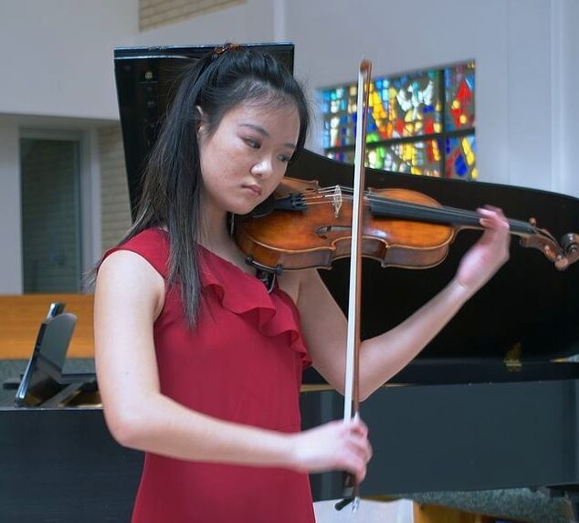 Jasmine Li - Laureate – Young Artist 2024 - Chicago Violin Competition