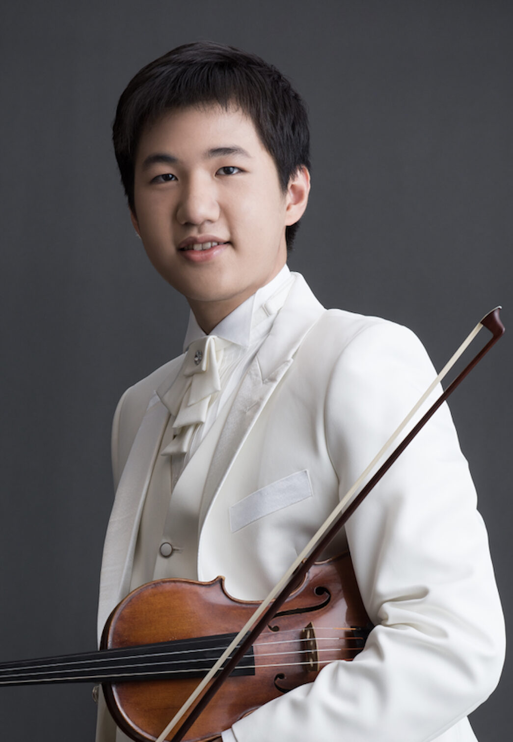 Ching-Liang Chiang – Laureate – Senior Artist 2024 - Chicago Violin ...